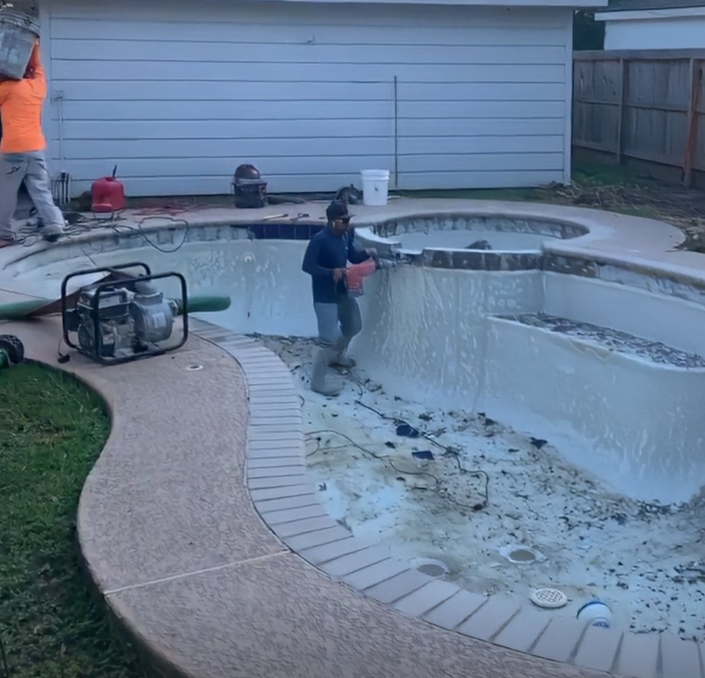 Swimming Pool Contractor serving Greater Houston | Humble, TX